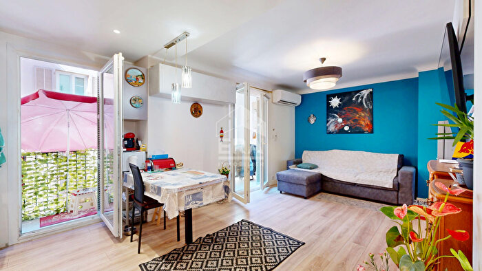 Appartement à vendre - Nice, Saint-Sylvestre - 3 pièces - 2 chambres