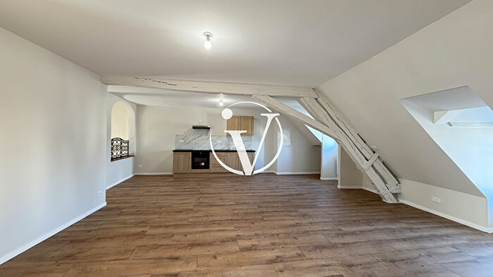 Appartement à louer - Vendôme - 4 pièces - 3 chambres