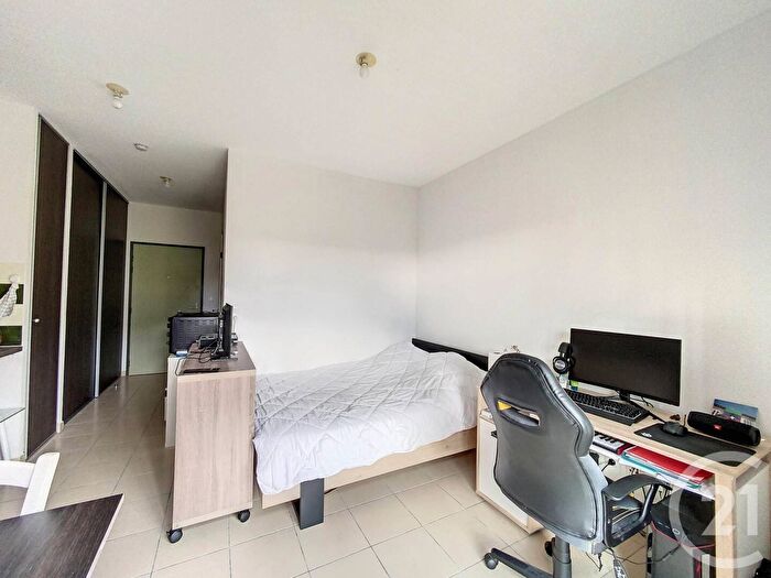 Appartement à louer - Juvignac - 1 pièce