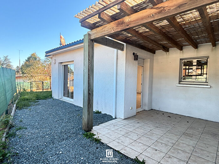 Maison 4 pièces à Salleb uf, Salleboeuf, à louer