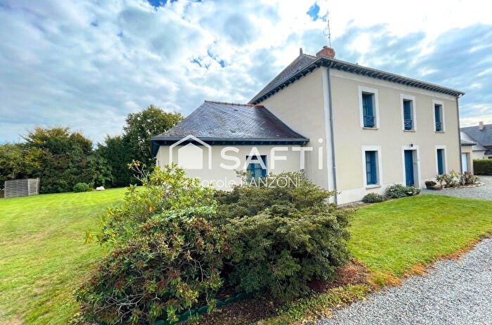 Maison à vendre - Gennes-sur-Seiche - 8 pièces - 4 chambres
