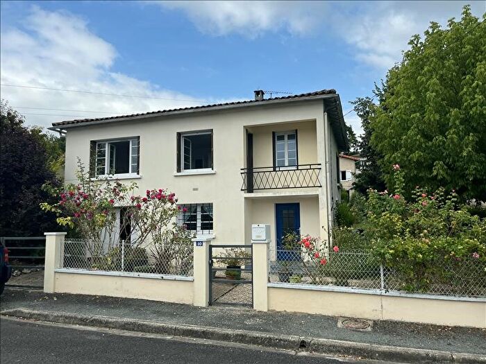 Maisons à vendre et appartements à louer - 1