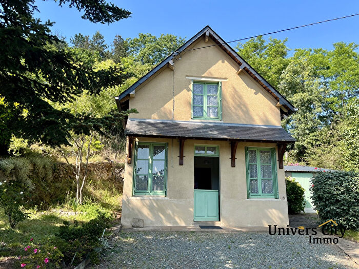 Faye-dAnjou : Maison 4 pièces à vendre