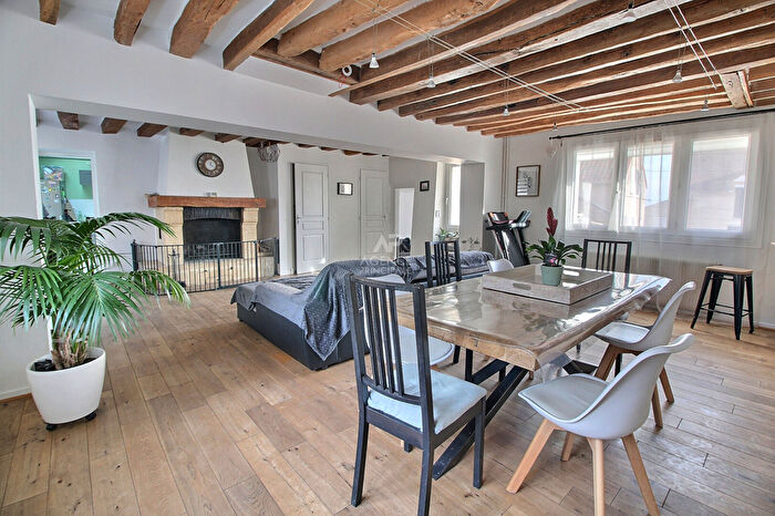 Maison à vendre - Chanteloup-les-Vignes - 6 pièces - 4 chambres