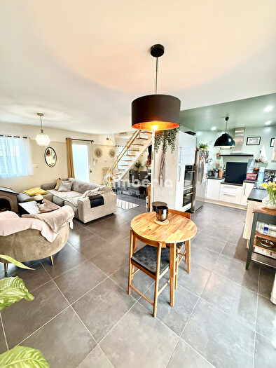 Maison à vendre - Sandillon - 5 pièces - 3 chambres