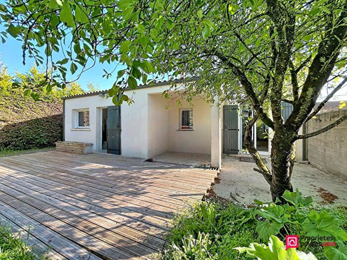 Maison 5 pièces à Aigrefeuille-dAunis, à vendre