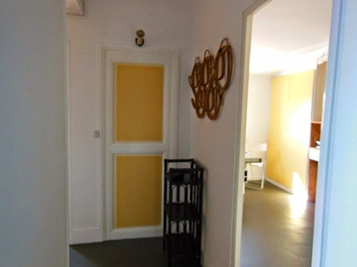 Appartement à louer - Marseille e , Perier - 1 pièce