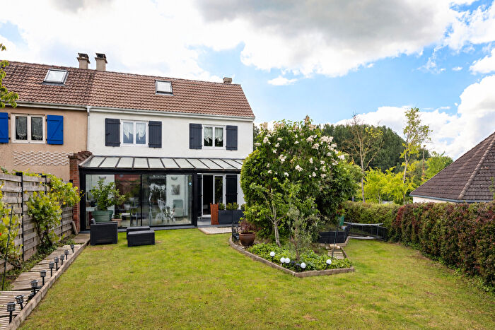 Maison 5 pièces à Chéreng, à vendre