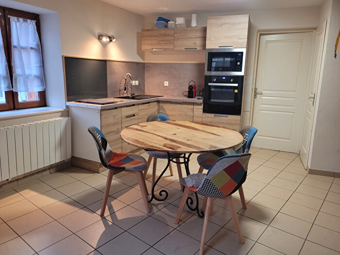 Saint-Pierre-le-Vieux - Maison 3 pièces à louer