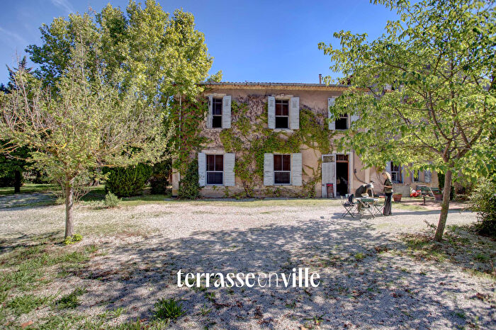 Maison à vendre - Aix-en-Provence - 11 pièces - 10 chambres