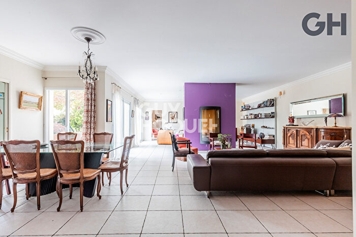 Maison à vendre - Soisy-sur-Seine - 5 pièces - 3 chambres