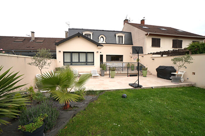 Maison à vendre - Drancy, LEconomie - 7 pièces - 5 chambres