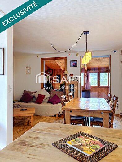 Maison 5 pièces à Saint-Laurent-de-Cerdans, à vendre