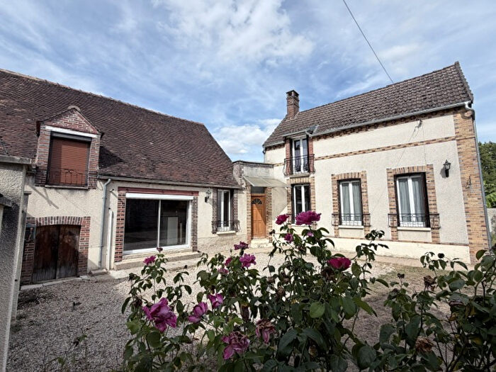 Maison 4 pièces à vendre - Étigny