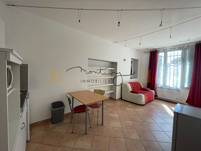 Appartement à vendre - Nîmes, Tour Magne - 1 pièce