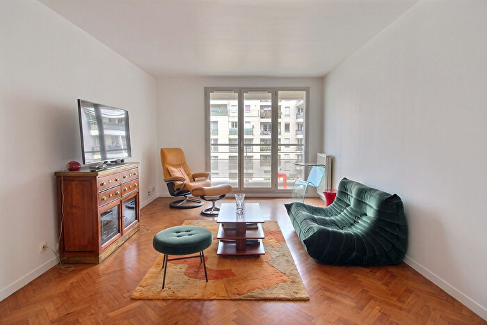 Suresnes, Carnot, Gambetta : Appartement 3 pièces à vendre