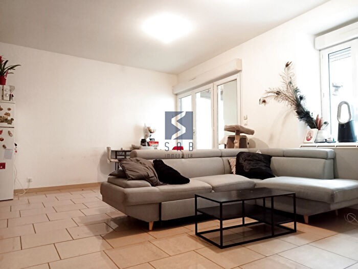 Appartement à vendre - La Voulte-sur-Rhône - 4 pièces - 3 chambres