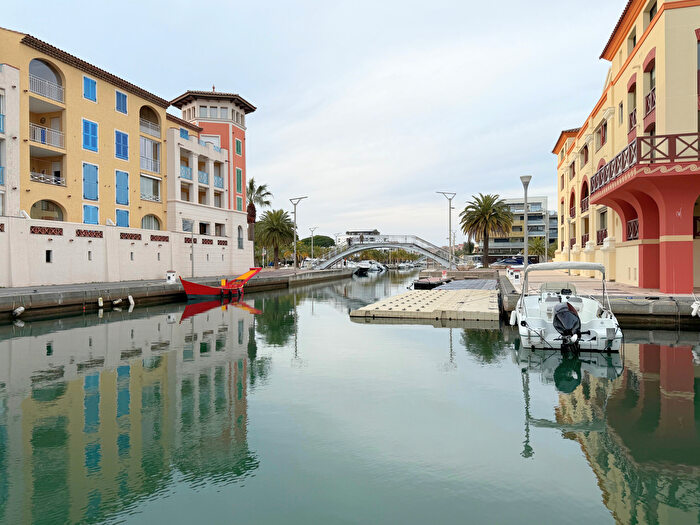 Appartement à vendre - Fréjus - 2 pièces - 1 chambre