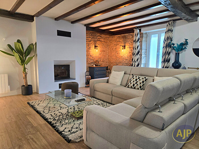 Maison à vendre - Guéhenno - 5 pièces - 3 chambres