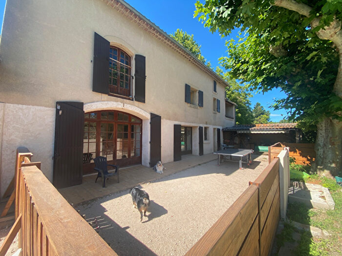Maison 8 pièces à vendre à Althen-des-Paluds