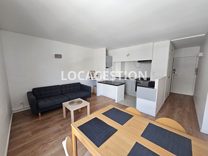 Toulouse, Saint-Michel : Appartement 2 pièces à louer