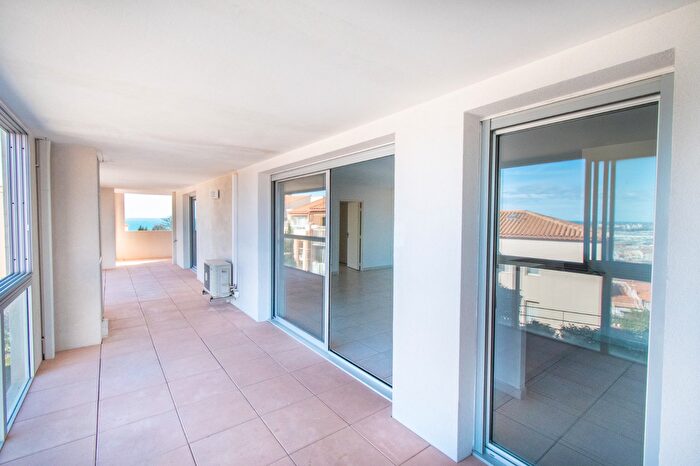 Appartement à vendre - Sète, Saint-Clair - 2 pièces - 1 chambre