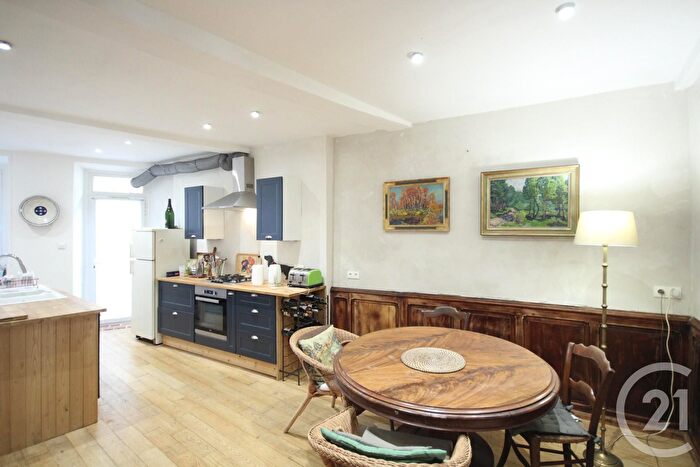 Maison à vendre - Chalabre - 6 pièces - 4 chambres