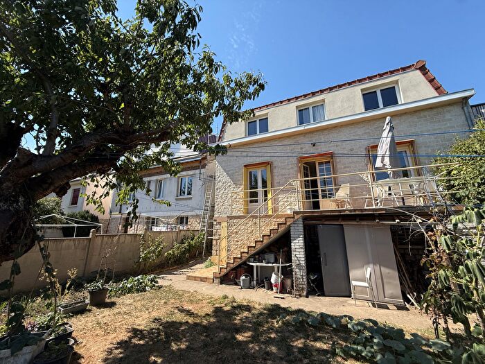 Maison 7 pièces à vendre à Cachan, Ouest Sud