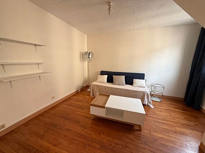 Appartement à louer - Saint Jean, Caen - 2 pièces - 1 chambre