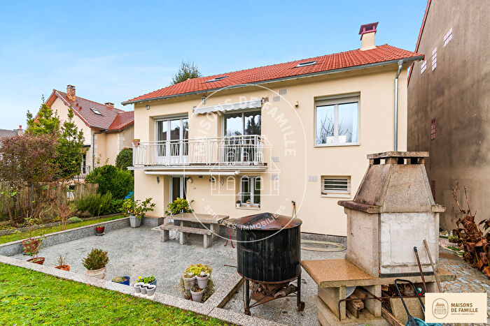 Maison à vendre - Rueil-Malmaison, Mazurieres - 8 pièces - 5 chambres