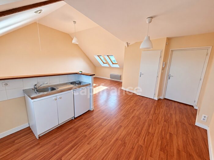 Appartement 1 pièce à Châteauneuf-du-Faou, à vendre
