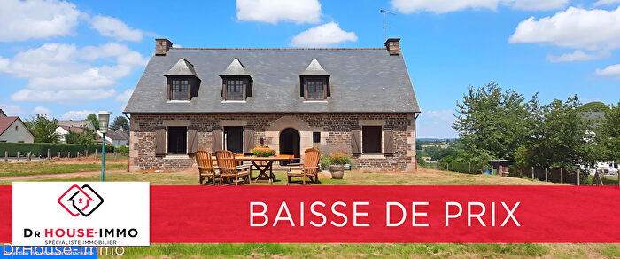 Maison à vendre - Saint-Hilaire-du-Harcouët - 7 pièces - 5 chambres