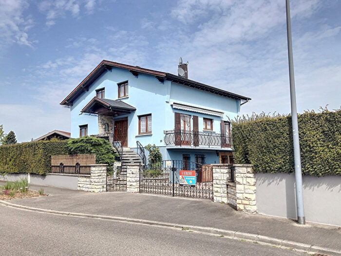 Maisons à vendre et appartements à louer - 1