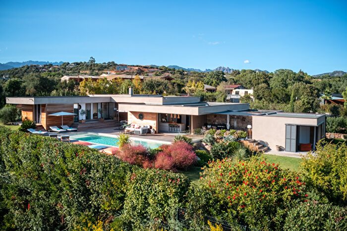 Maison à vendre - Zonza - 6 pièces - 4 chambres