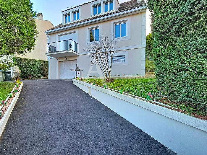 Maison à vendre - Esbly - 5 pièces - 3 chambres