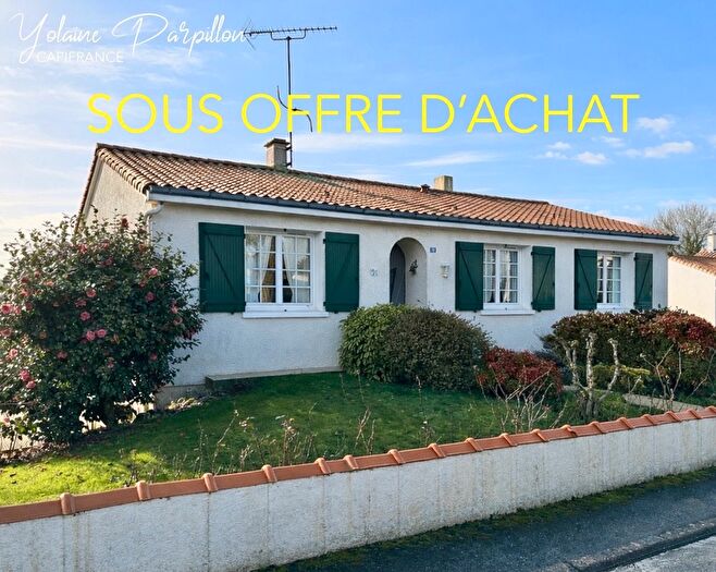 Maison à vendre - Chavagnes-en-Paillers - 5 pièces - 3 chambres