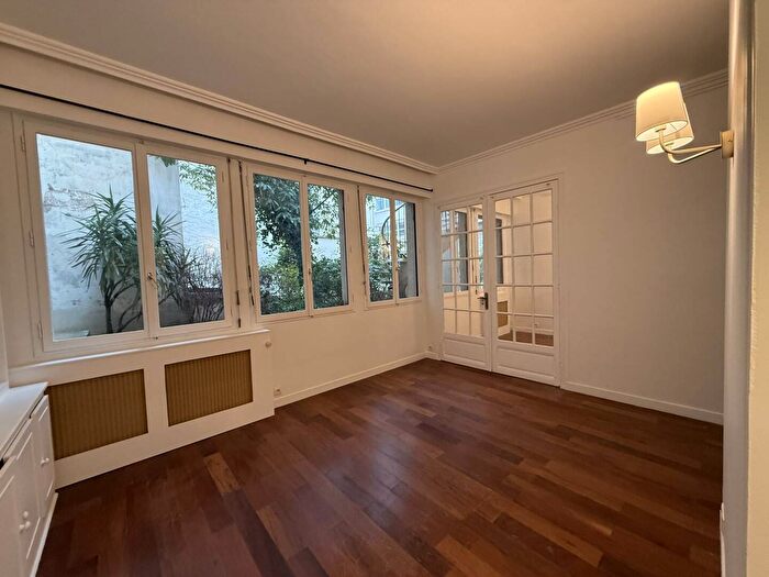 Appartement à louer - Paris ème arrondissement - 2 pièces - 1 chambre