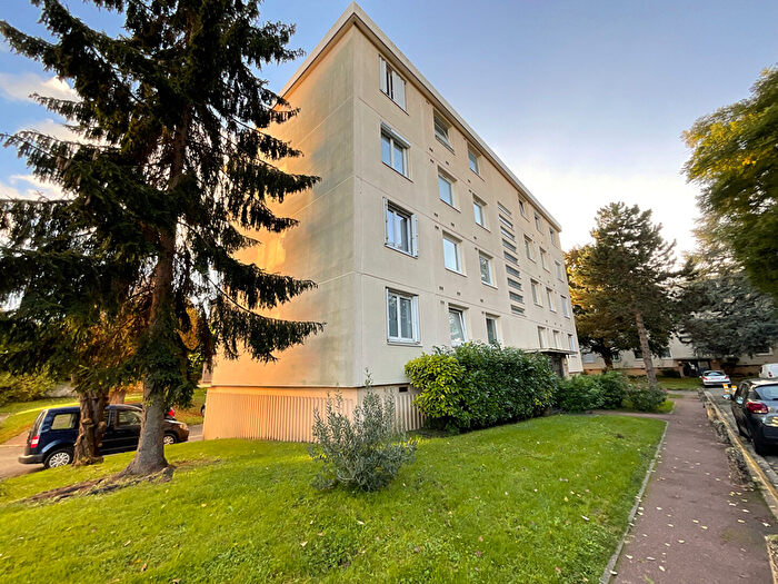 Appartement à vendre - Maurecourt - 4 pièces - 3 chambres