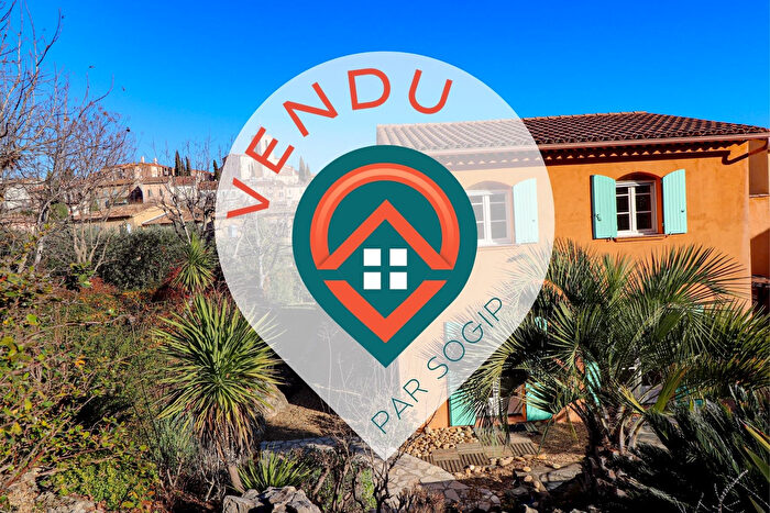 Maison à vendre - Flayosc - 5 pièces - 3 chambres