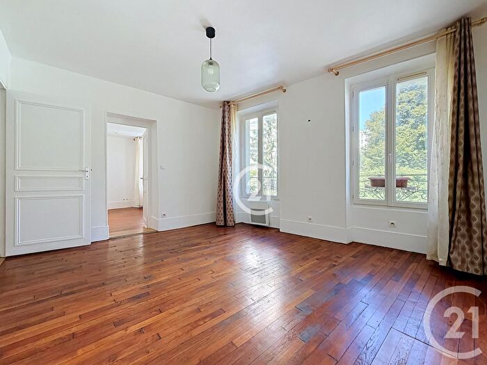 Appartement 2 pièces à vendre - Montreuil, Signac, Mûrs à Pêches
