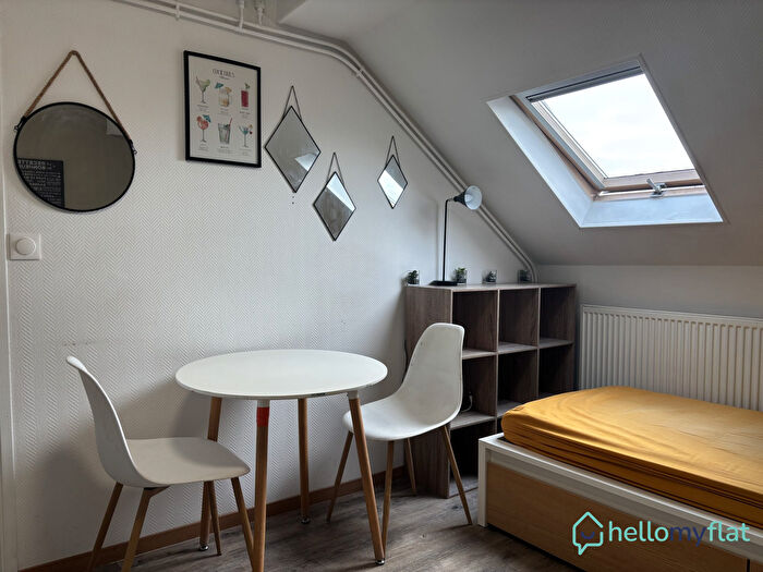 Reims, Clairmarais, Charles Arnould : Appartement 1 pièce à louer