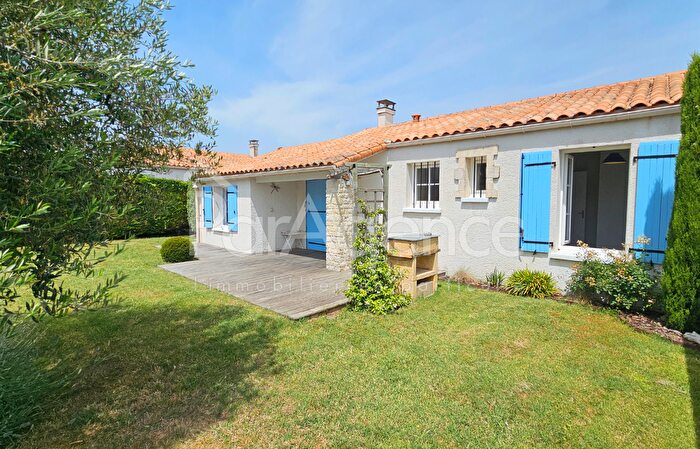 Maison 4 pièces à Saint-Palais-sur-Mer, à vendre