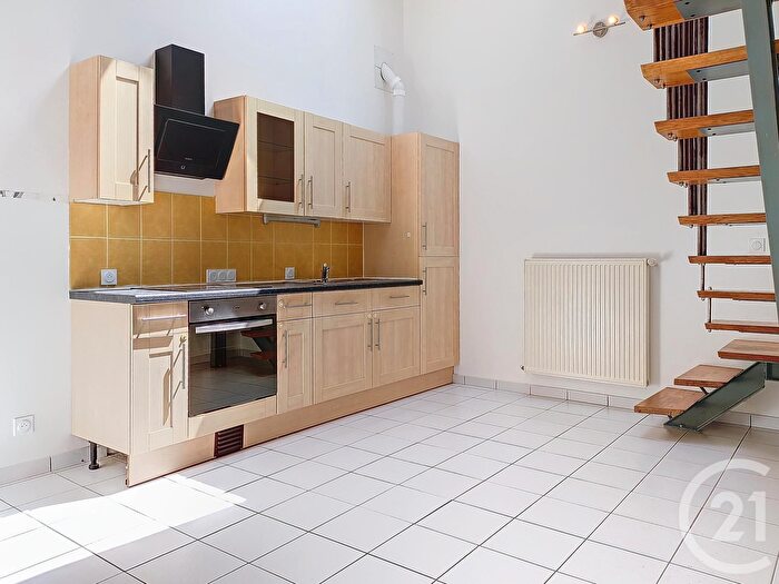 La Chapelle-Saint-Luc, Chantereigne, Montvilliers - Appartement 3 pièces à louer