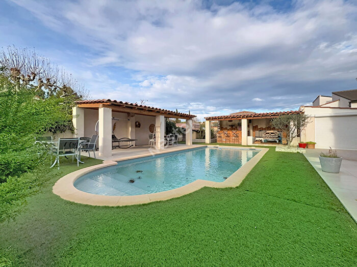 Maison à vendre - Aubagne, Arnaud Solans, Garlaban Royante, Saint-Mitre - 4 pièces - 3 chambres