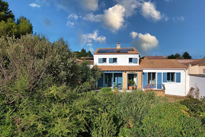 Maison à vendre - Uzès - 7 pièces - 5 chambres