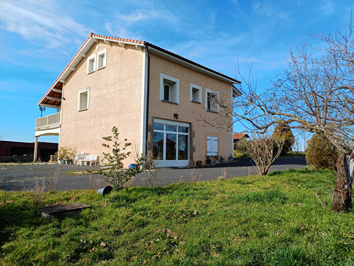 Maison à vendre - Courpière - 5 pièces - 3 chambres