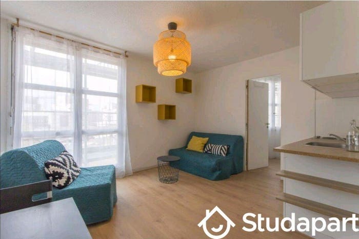 Berriat-Ampere, Grenoble - Appartement 2 pièces à louer