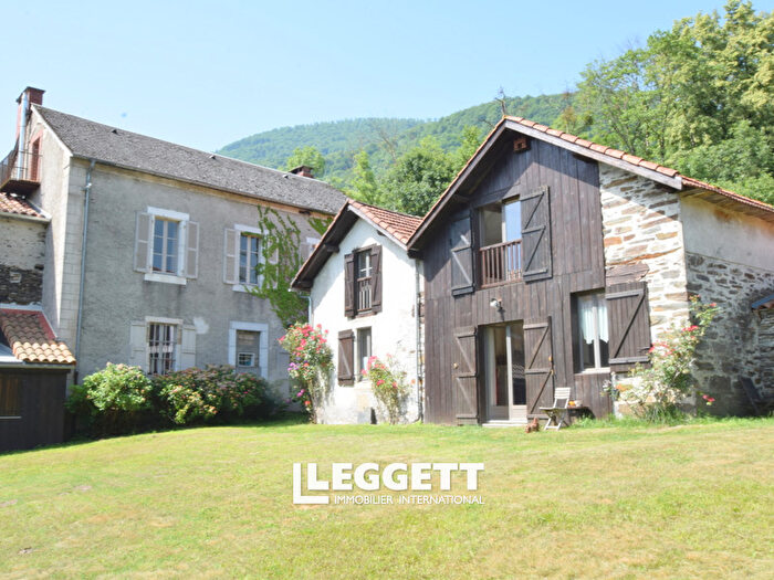 Maison à vendre - Saléchan - 13 pièces - 9 chambres