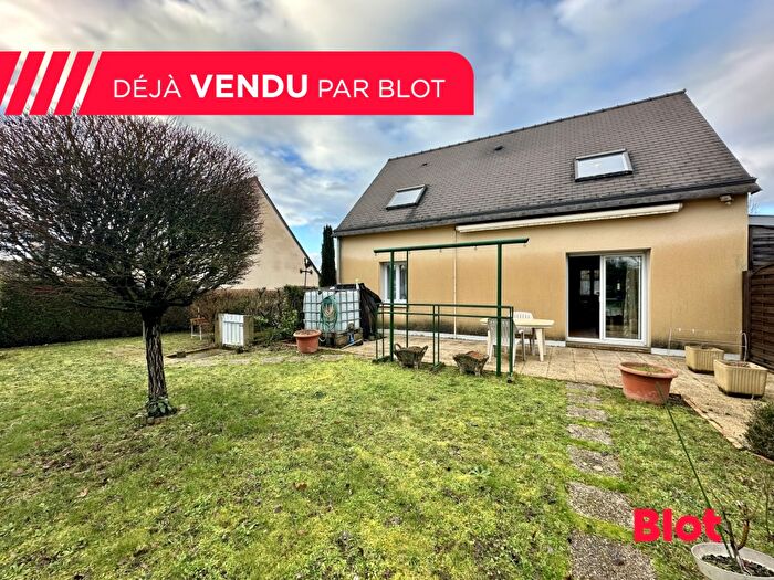 Maison à vendre - Montfort-sur-Meu - 5 pièces - 3 chambres