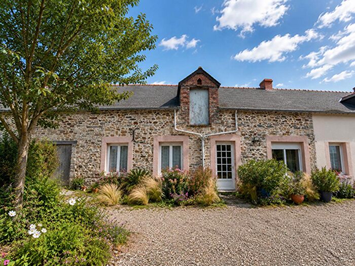 Maison 13 pièces à Erbray, à vendre